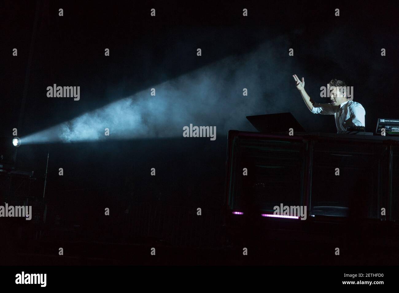 Flume (Harley Edward Streten) at the Okeechobee Music Festival in ...