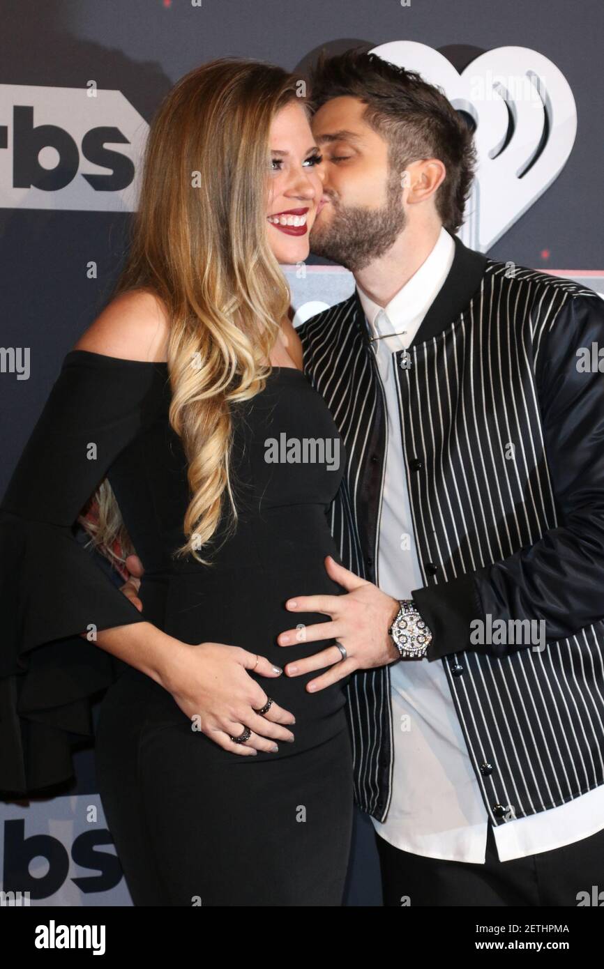 Lauren Gregory (L) and singer-songwriter Thomas Rhett at the 2017 ...