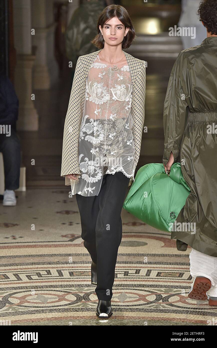 Model Nuria Rothschild walks on the runway during the Stella McCartney ...