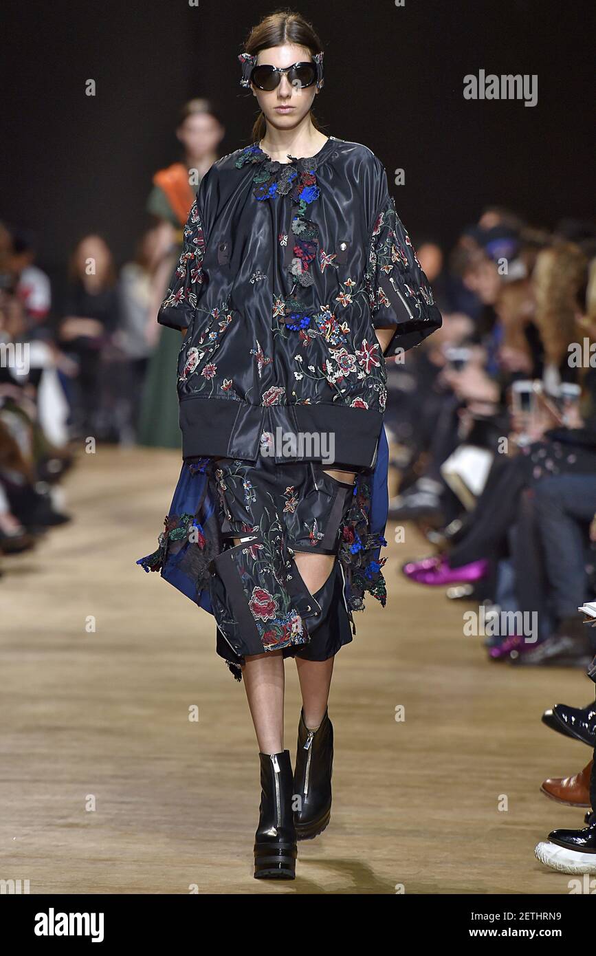 Model Madeleine Knighton walks on the runway during the Sacai Fashion ...