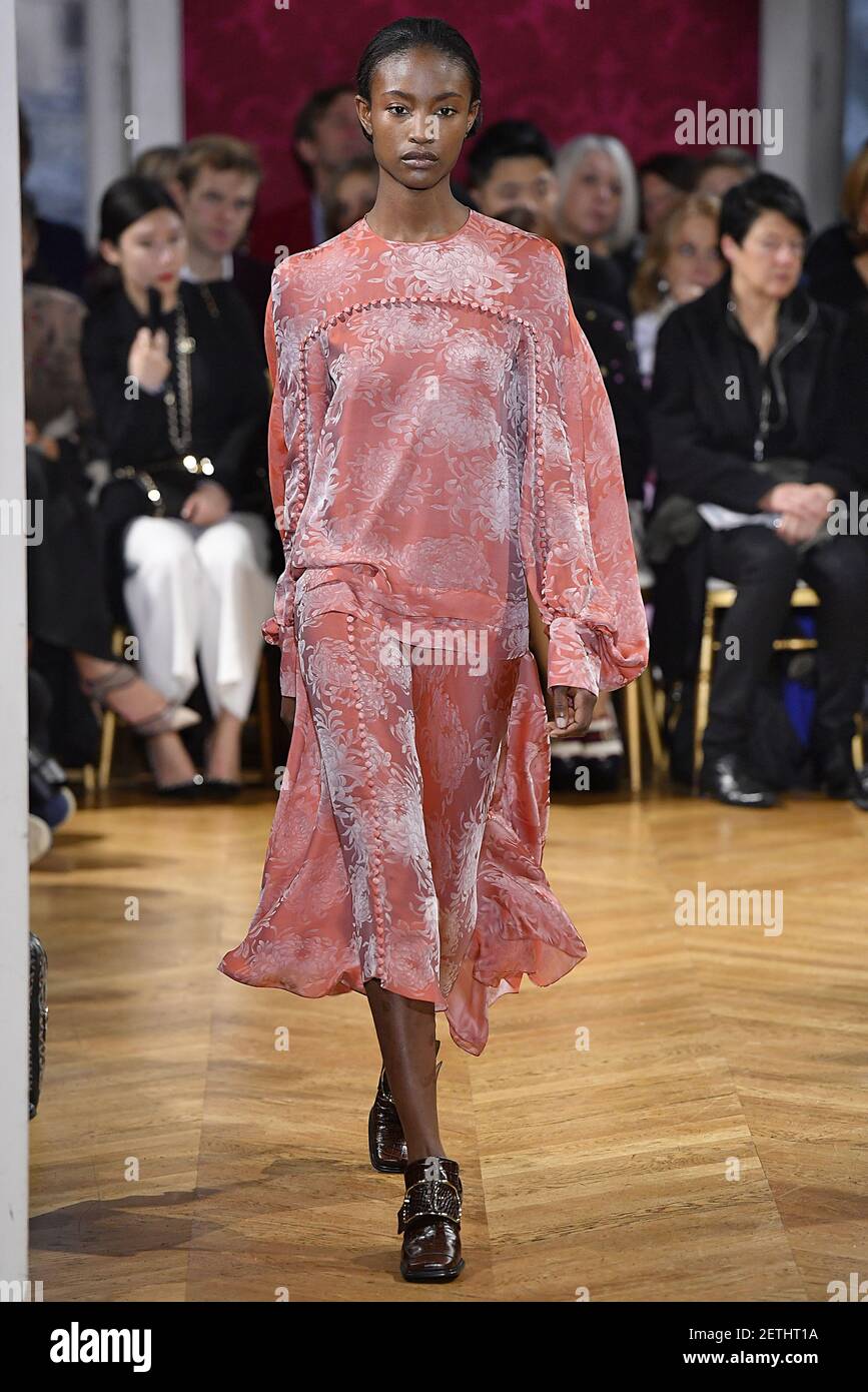 Model Alicia Burke walks on the runway during the John Galliano Fashion ...