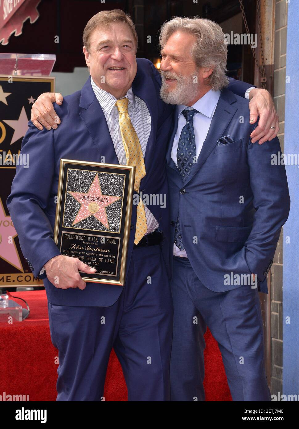 (L-R) John Goodman and Jeff Bridges at the John Goodman Star On The ...