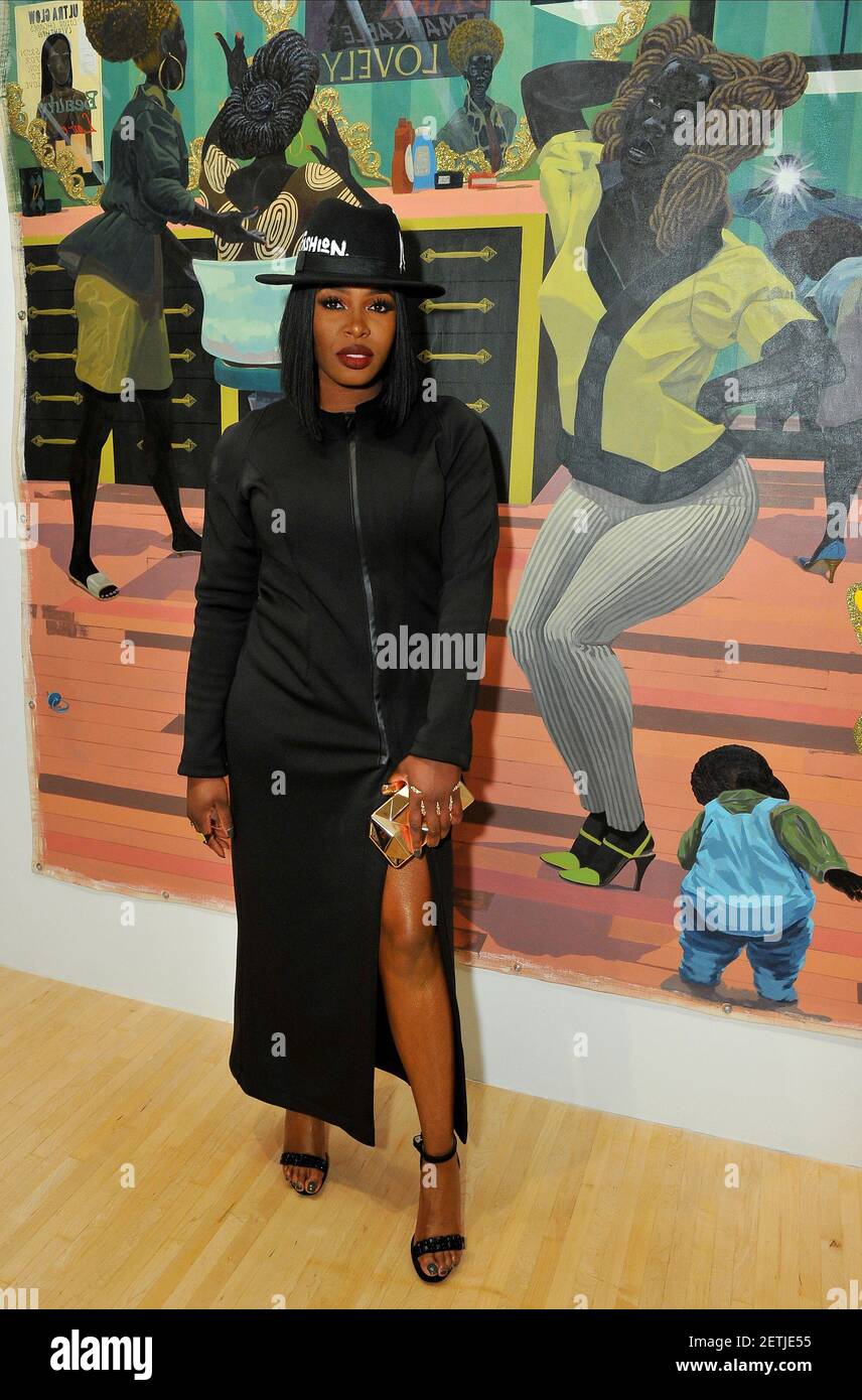 LOS ANGELES - MARCH 11: Actress Ta'Rhonda Jones attends the MOCA and ...