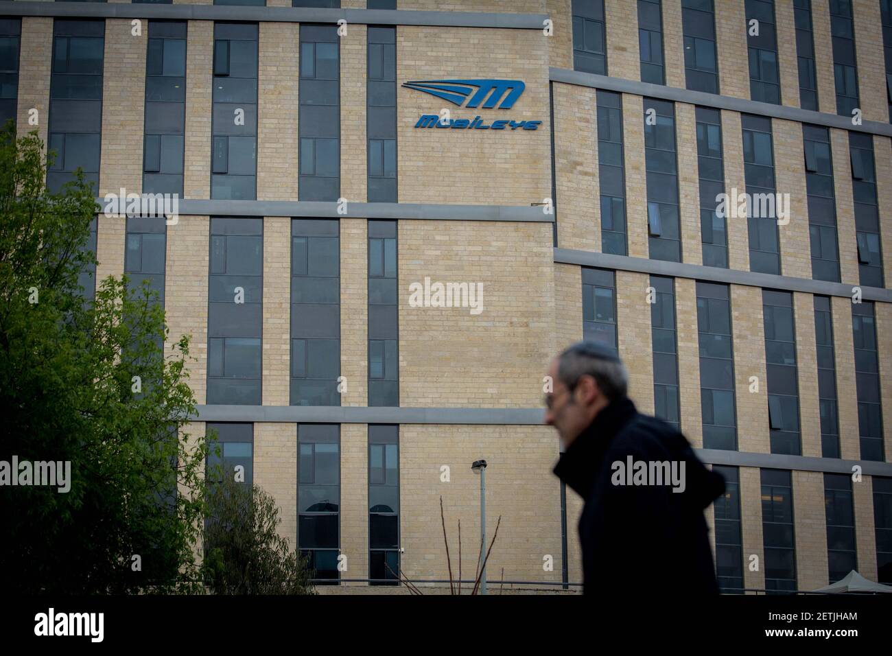 Mobileye hi-res stock photography and images - Alamy