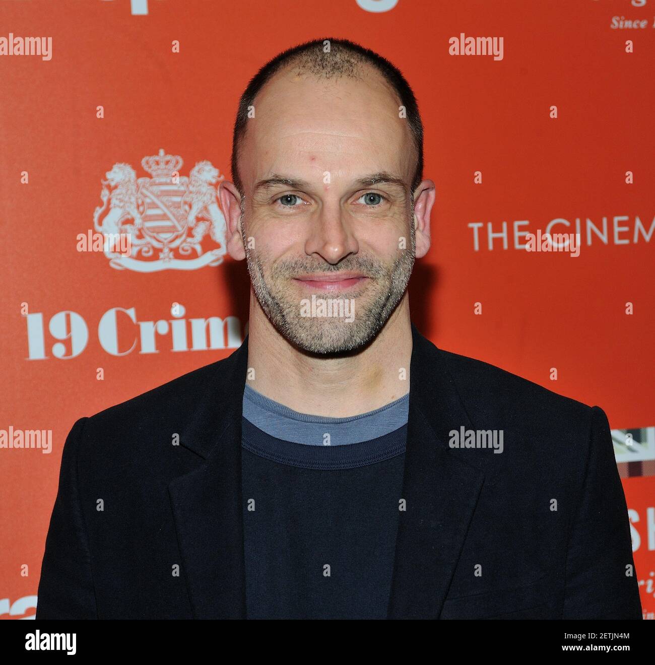 Actor jonny lee miller hi-res stock photography and images - Alamy