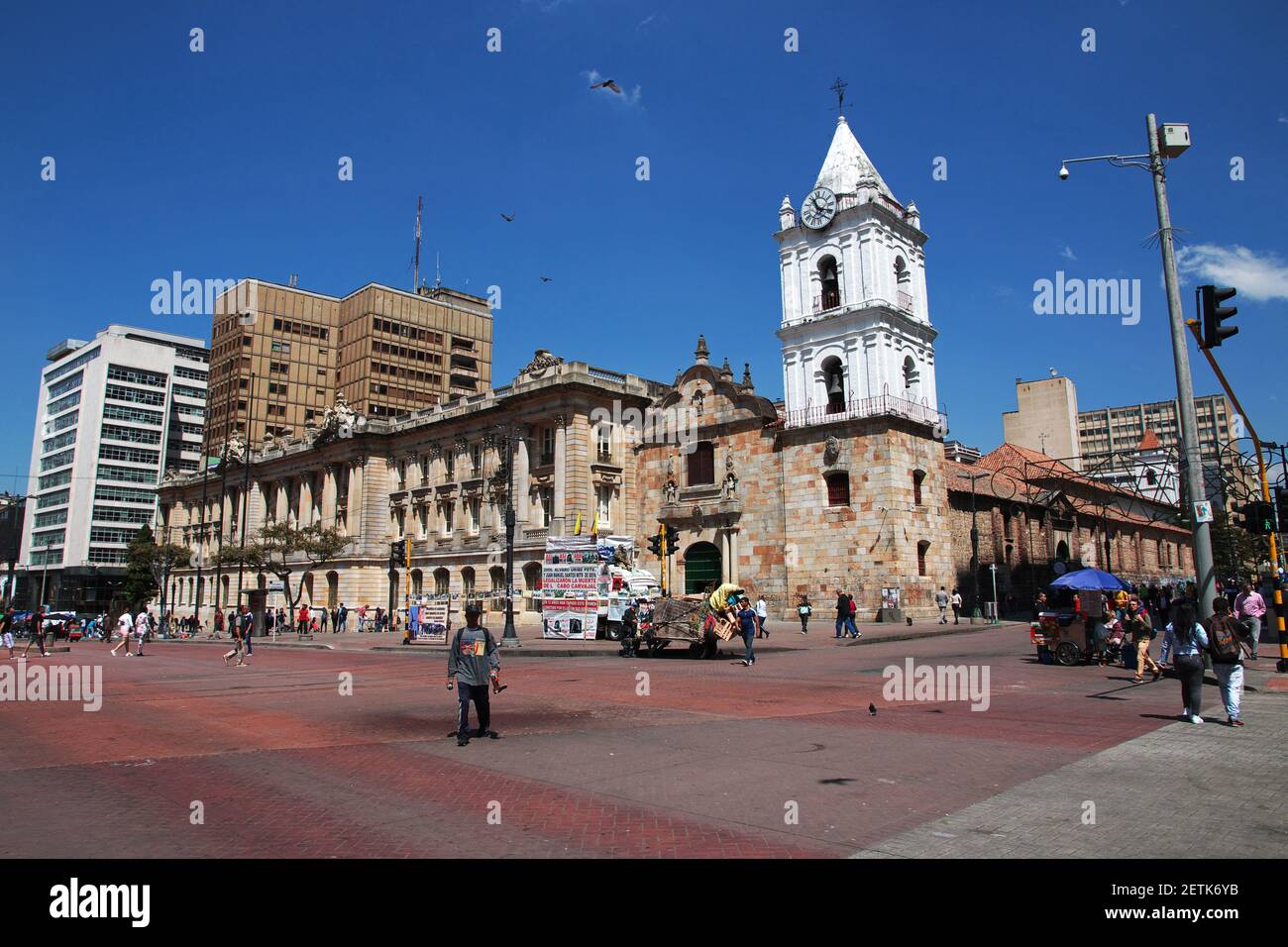 Iglesia de san francisco bogota hi-res stock photography and images - Alamy
