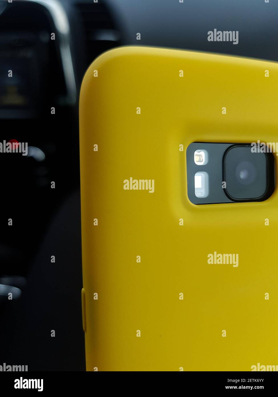 Yellow layout hi-res stock photography and images - Alamy