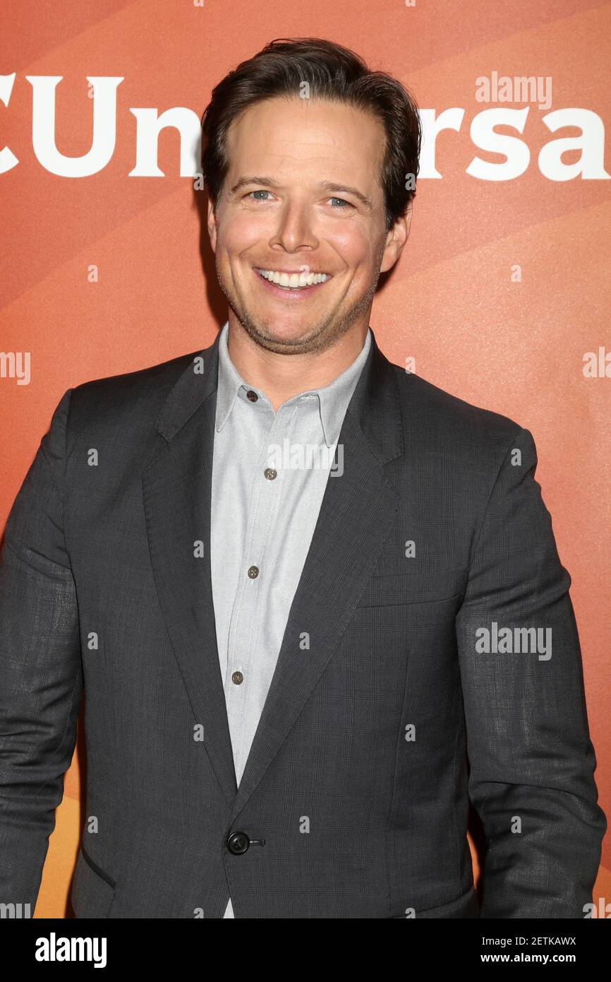 LOS ANGELES - MAR 20: Scott Wolf at the NBCUniversal Summer Press Day ...