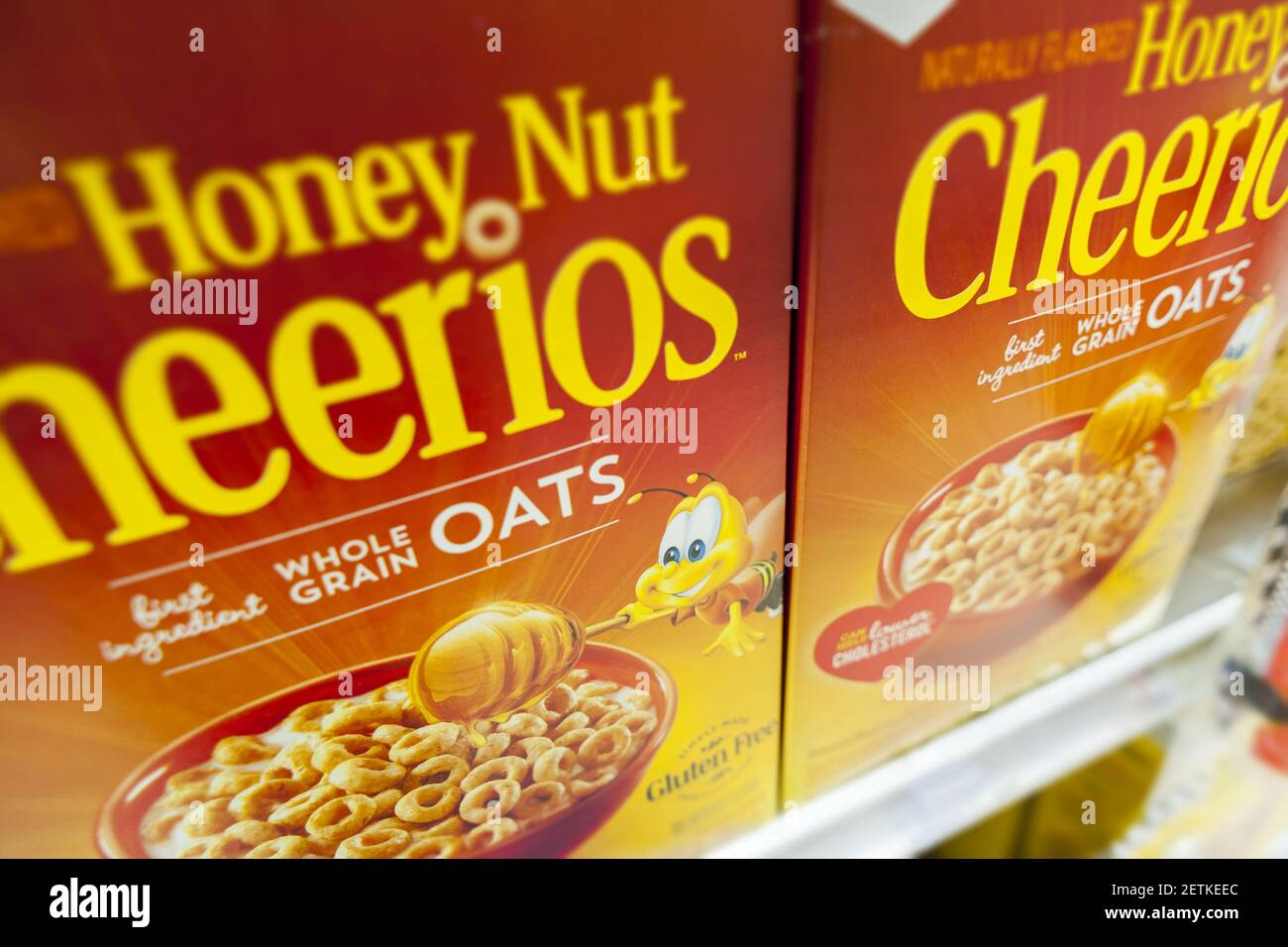 Honey Nut Cheerios Bee 2022