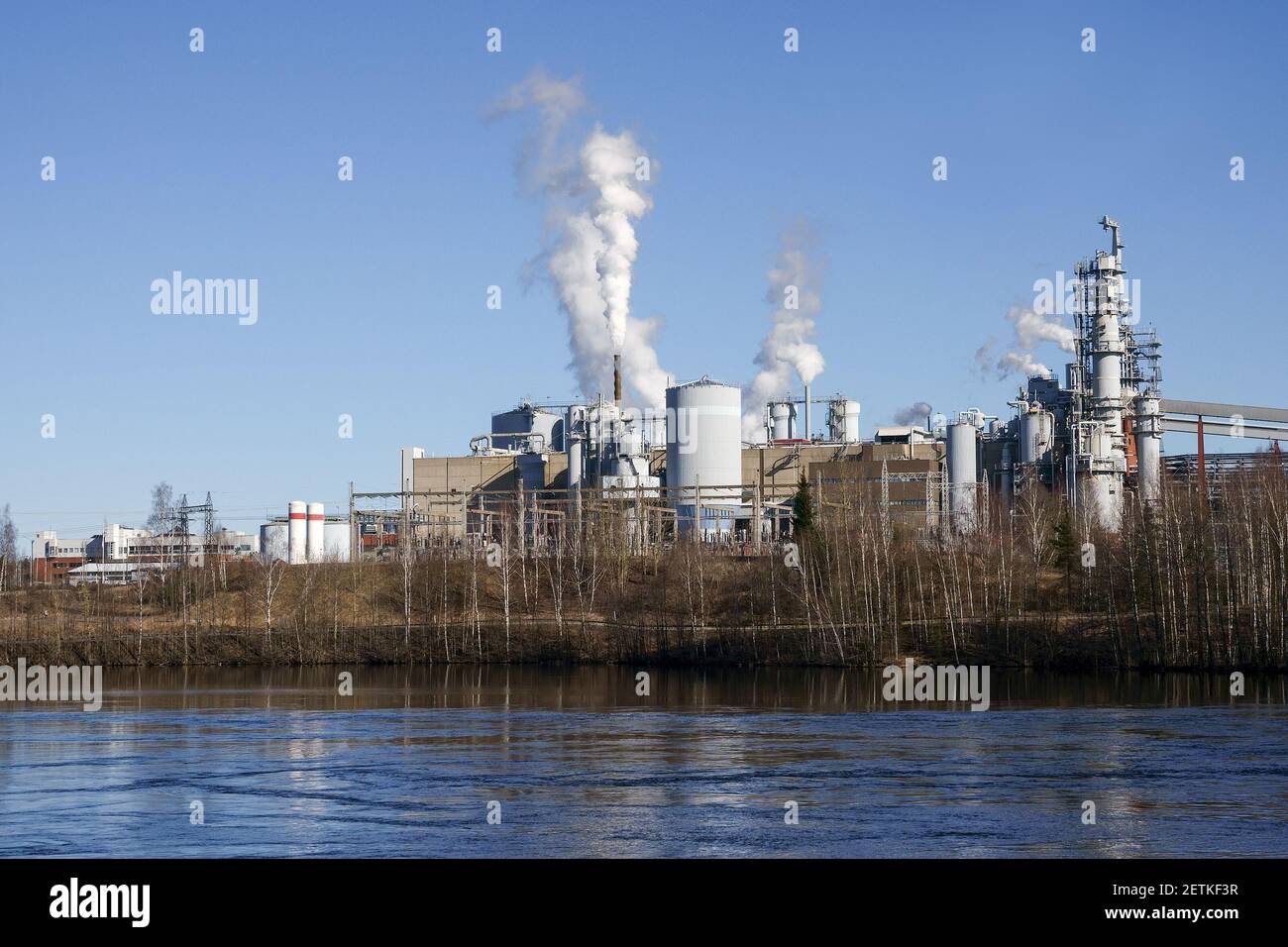 Paper mill water pollution hi-res stock photography and images - Alamy