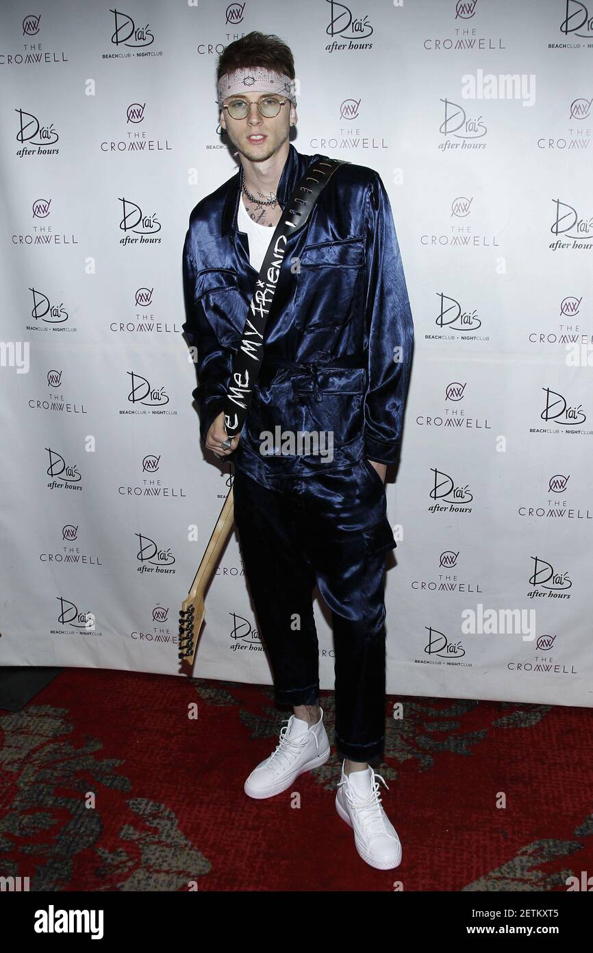 Machine Gun Kelly arrives for Machine Gun Kelly Hosts at Drai's ...