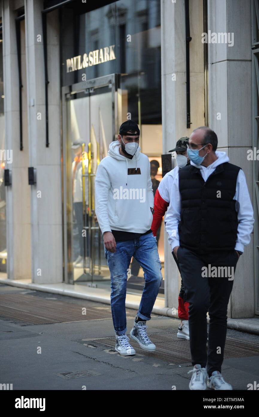 Milan, Gianluigi Donnarumma and girlfriend Alessia Elefante in the ...