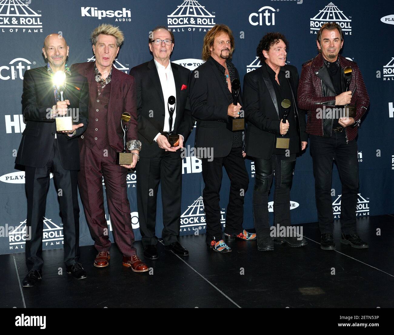 L-R: 2017 inductees Steve Smith, Ross Valory, Aynsley Dunbar, Gregg ...