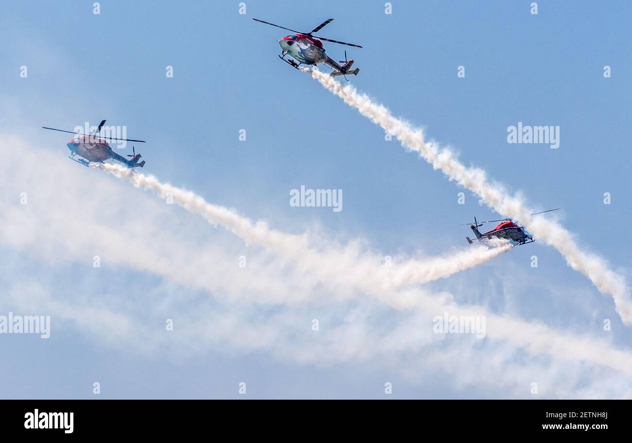 Indian air helicopter display team hi-res stock photography and images ...