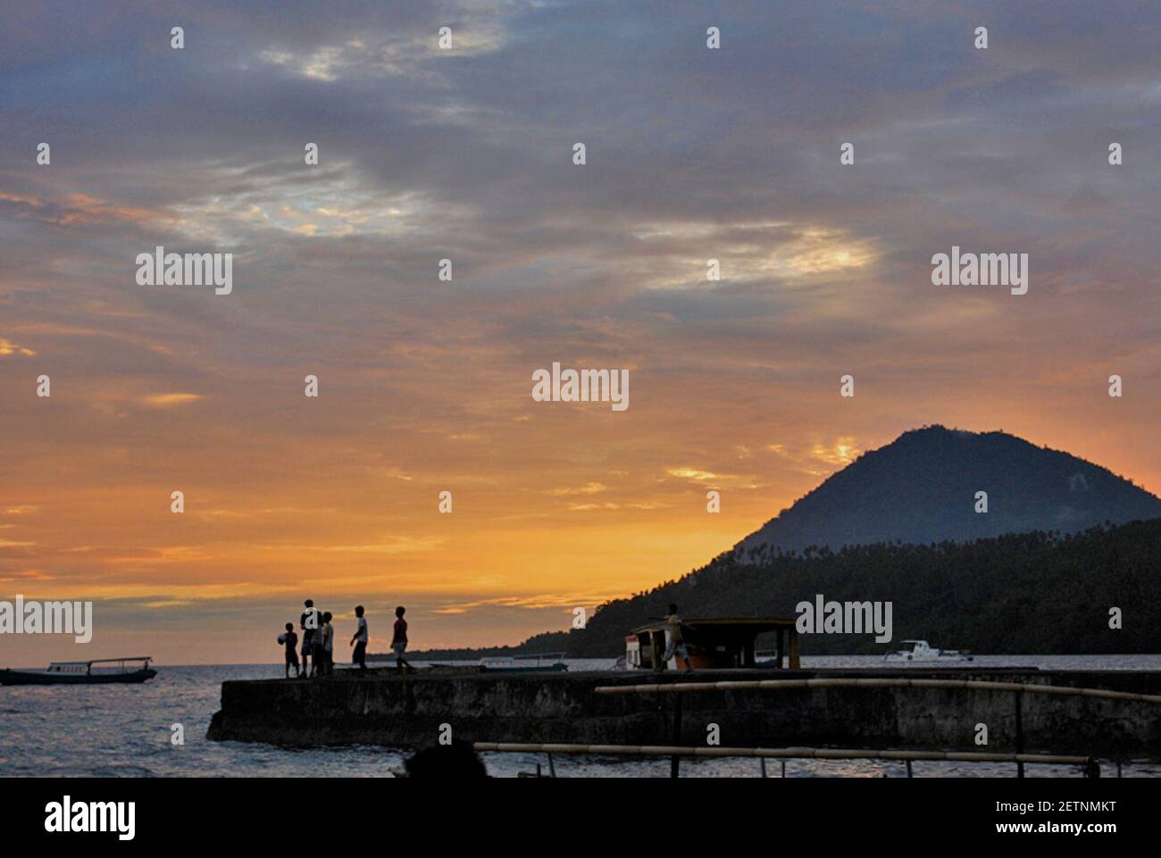 Sunset bunaken manado north sulawesi hi-res stock photography and ...