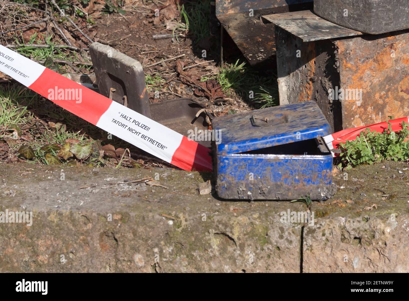 Robbery spree hi-res stock photography and images - Alamy