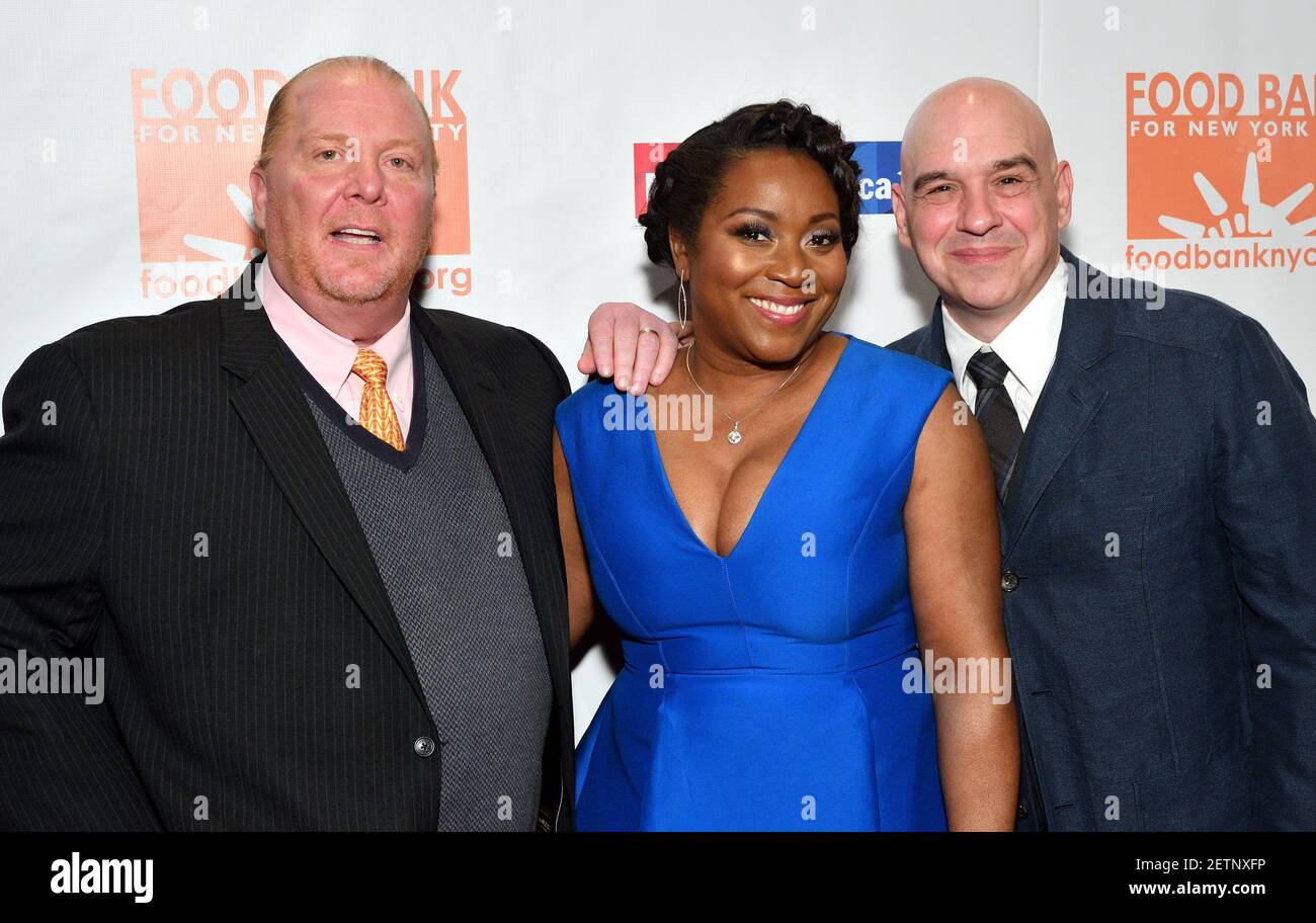 L-R: Chef Mario Batali, Margarette Purvis, Pres. and CEO of Food Bank ...