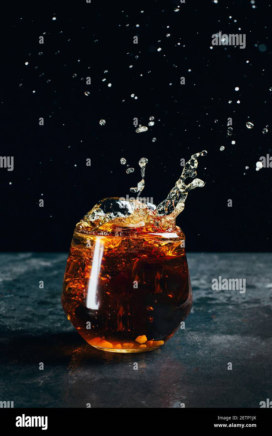 Carbonated drink splashing hi-res stock photography and images - Alamy