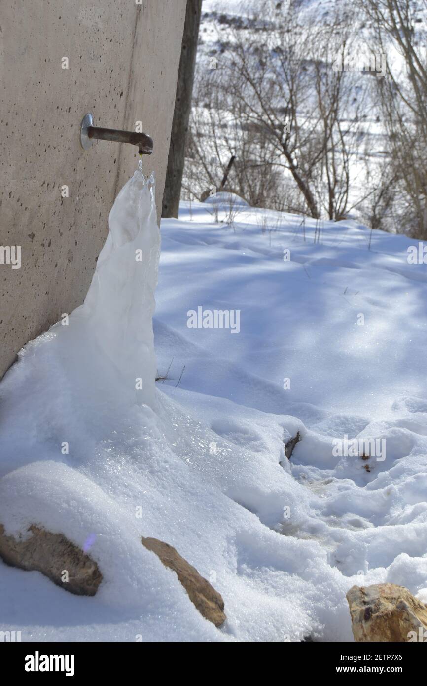 Ice Build Up High Resolution Stock Photography and Images - Alamy