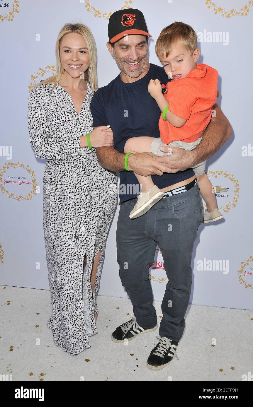 Johnathon Schaech Julie Solomon