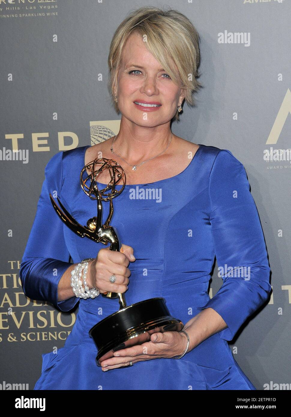 Mary Beth Evans backstage with her Emmy at the 44th Annual Daytime ...