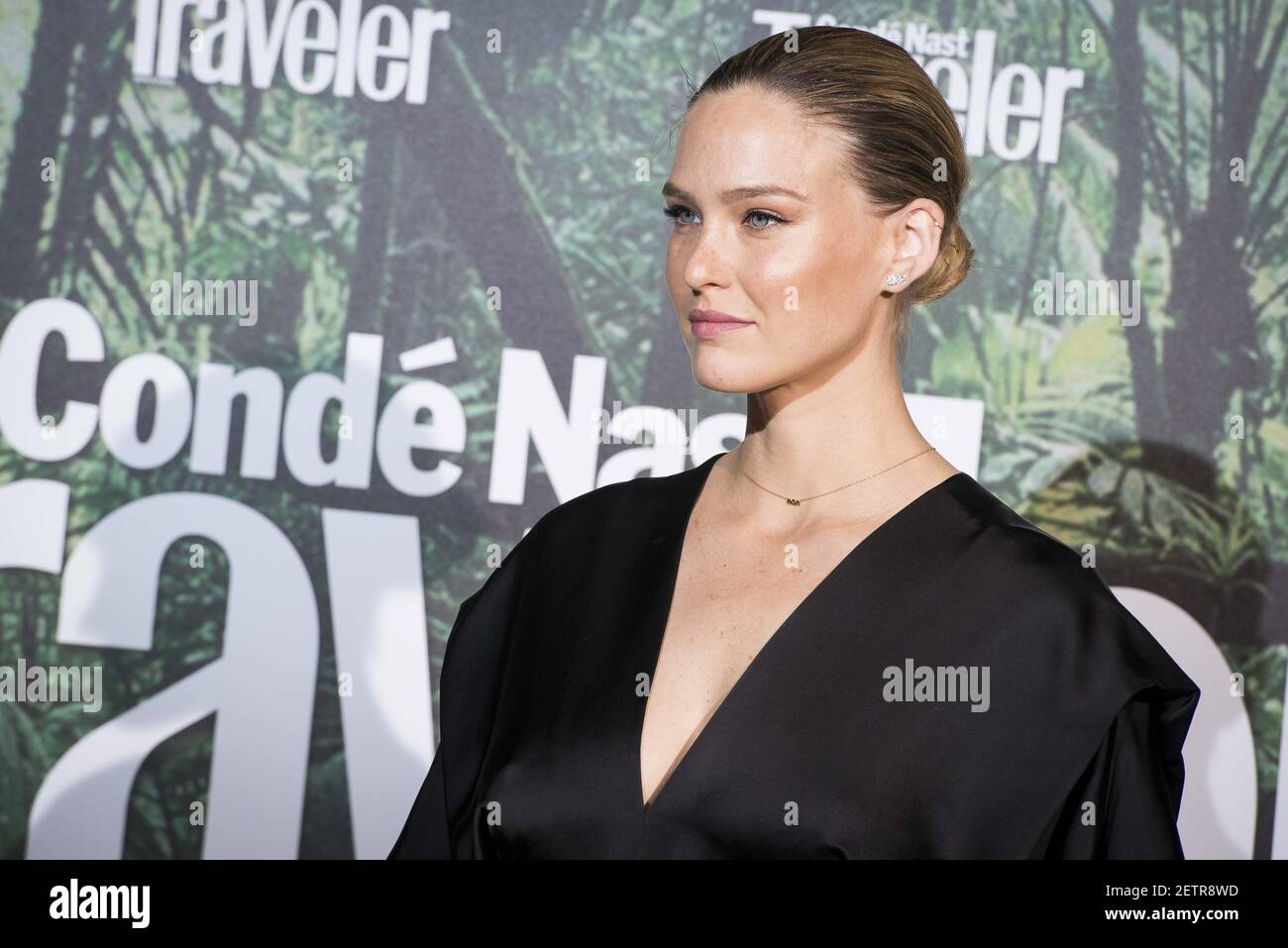 Israeli model Bar Refaeli attends to Conde Nast Traveler 2017 awards ...
