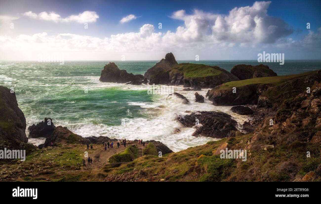 Kynance Cove Cornwall Stock Photo - Alamy