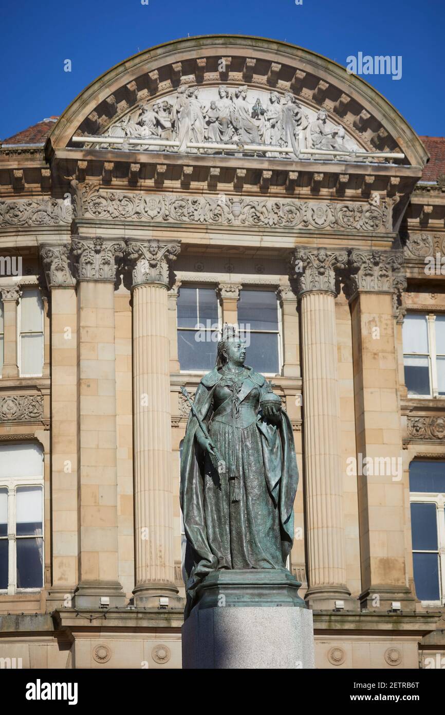Birmingham landmark Council House, Victoria Square, Queen Victoria ...