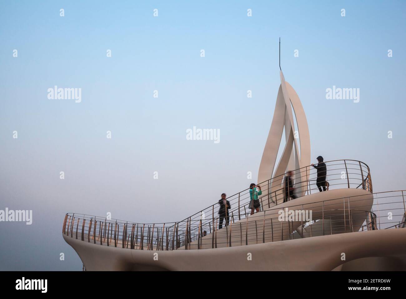 Korea, Seoul, Yeouido, Monument on Mapo bridge Stock Photo - Alamy