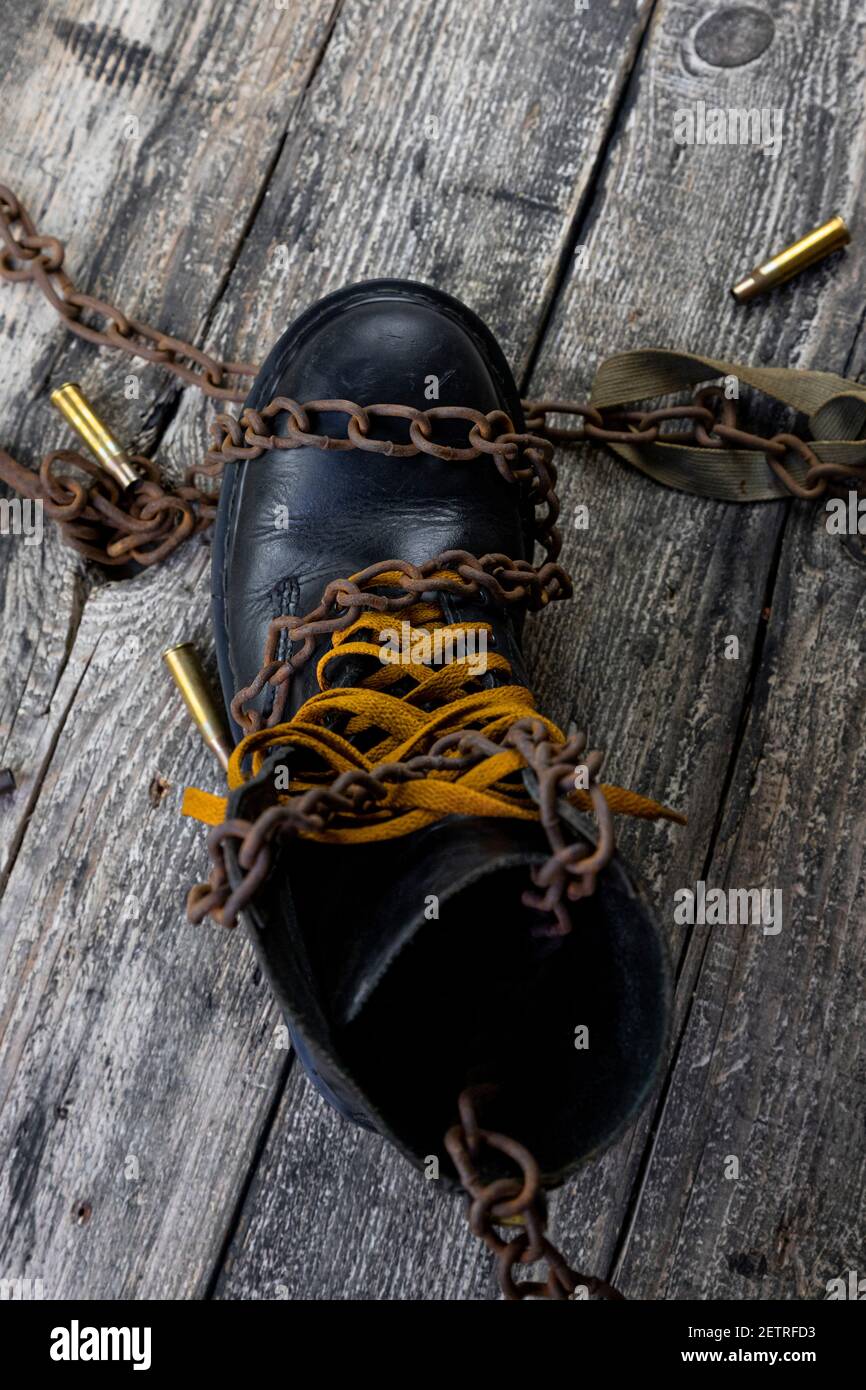 Rusted Chains High Resolution Stock Photography and Images - Alamy