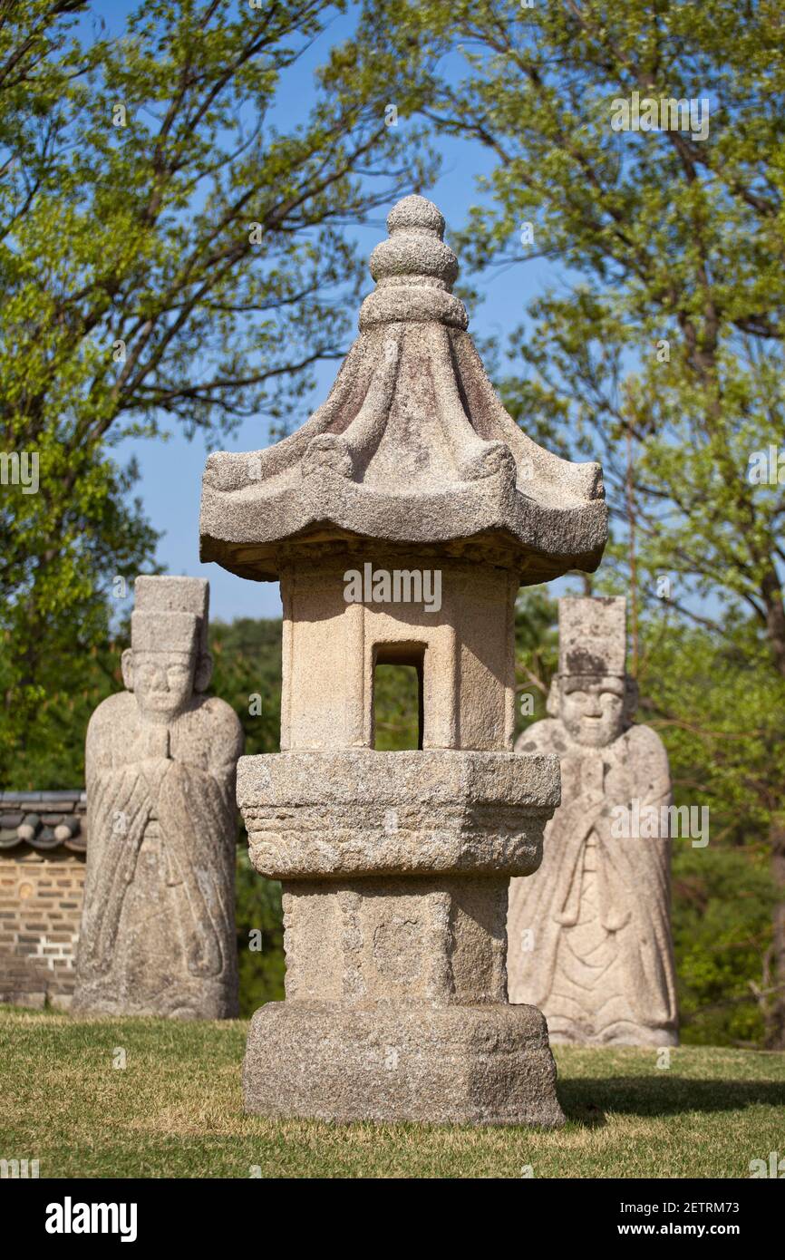 Korea, Seoul, Royal Tombs of Heolleung and Illeung, Heolleung, Tomb of ...