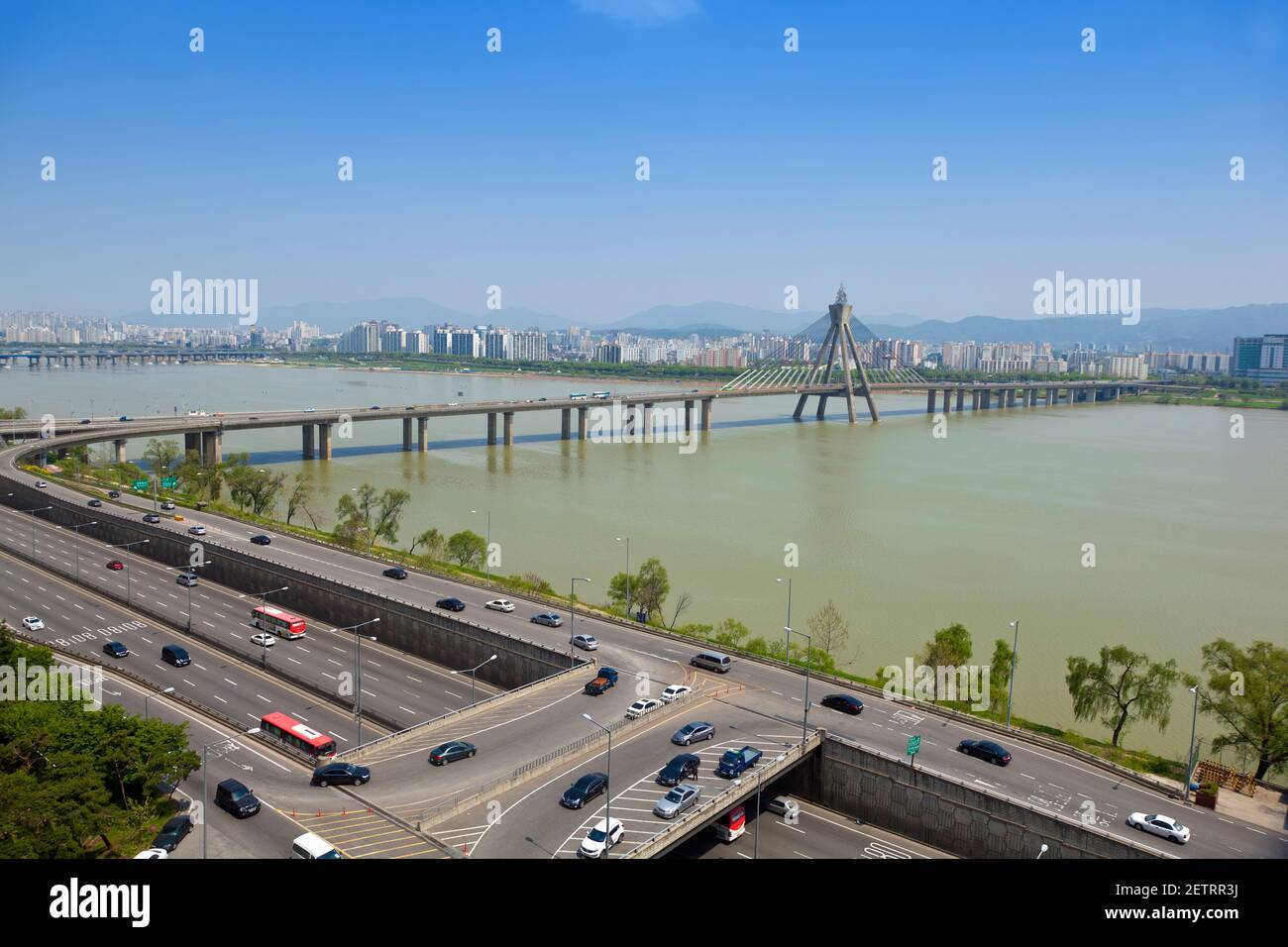 Korea, Seoul, View of traffic on Gangbyeon Expressway and Olympic ...