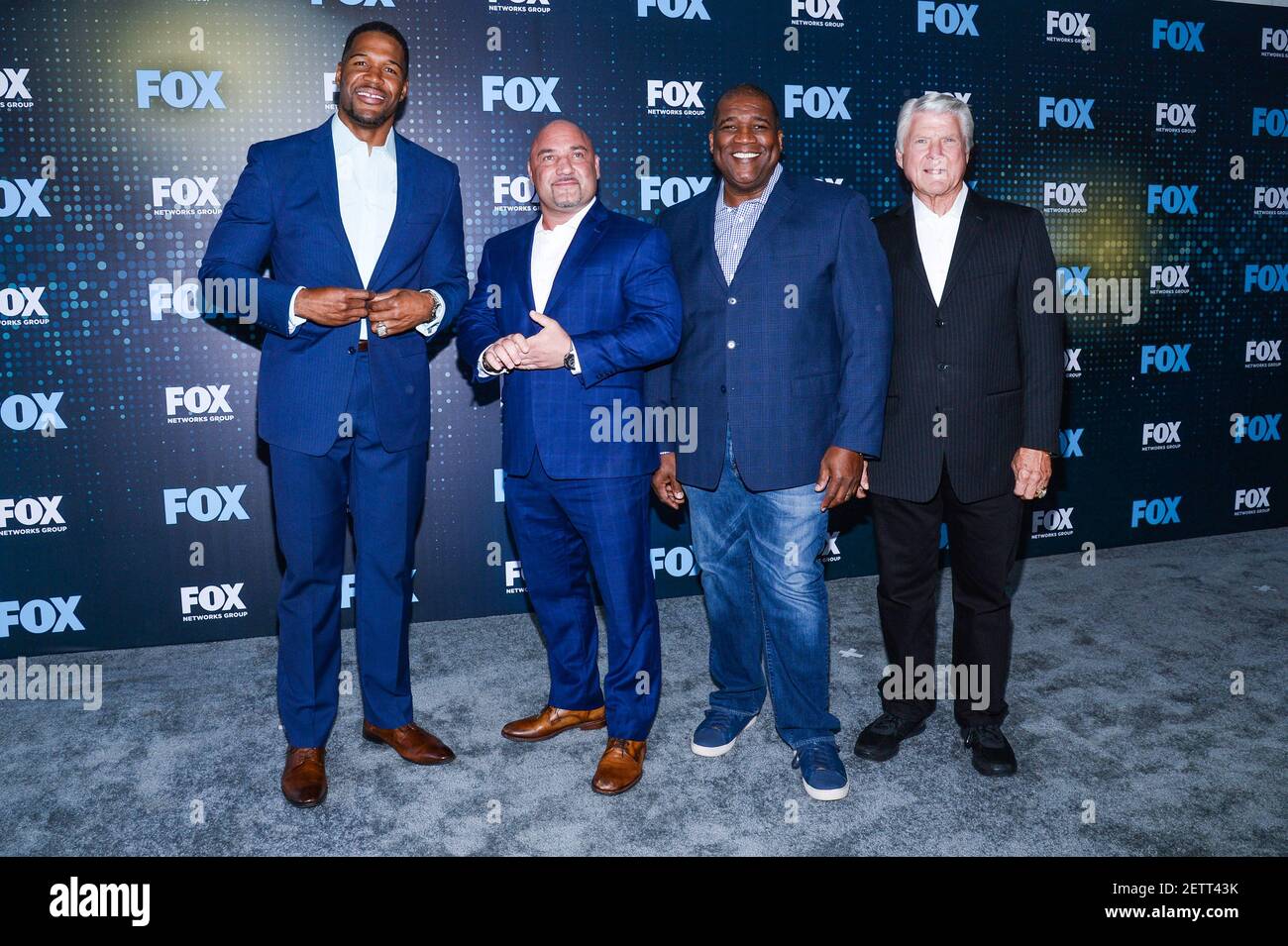 NEW YORK, NY - MAY 15: Michael Strahan, Jay Glazer, Curt Menefee and ...