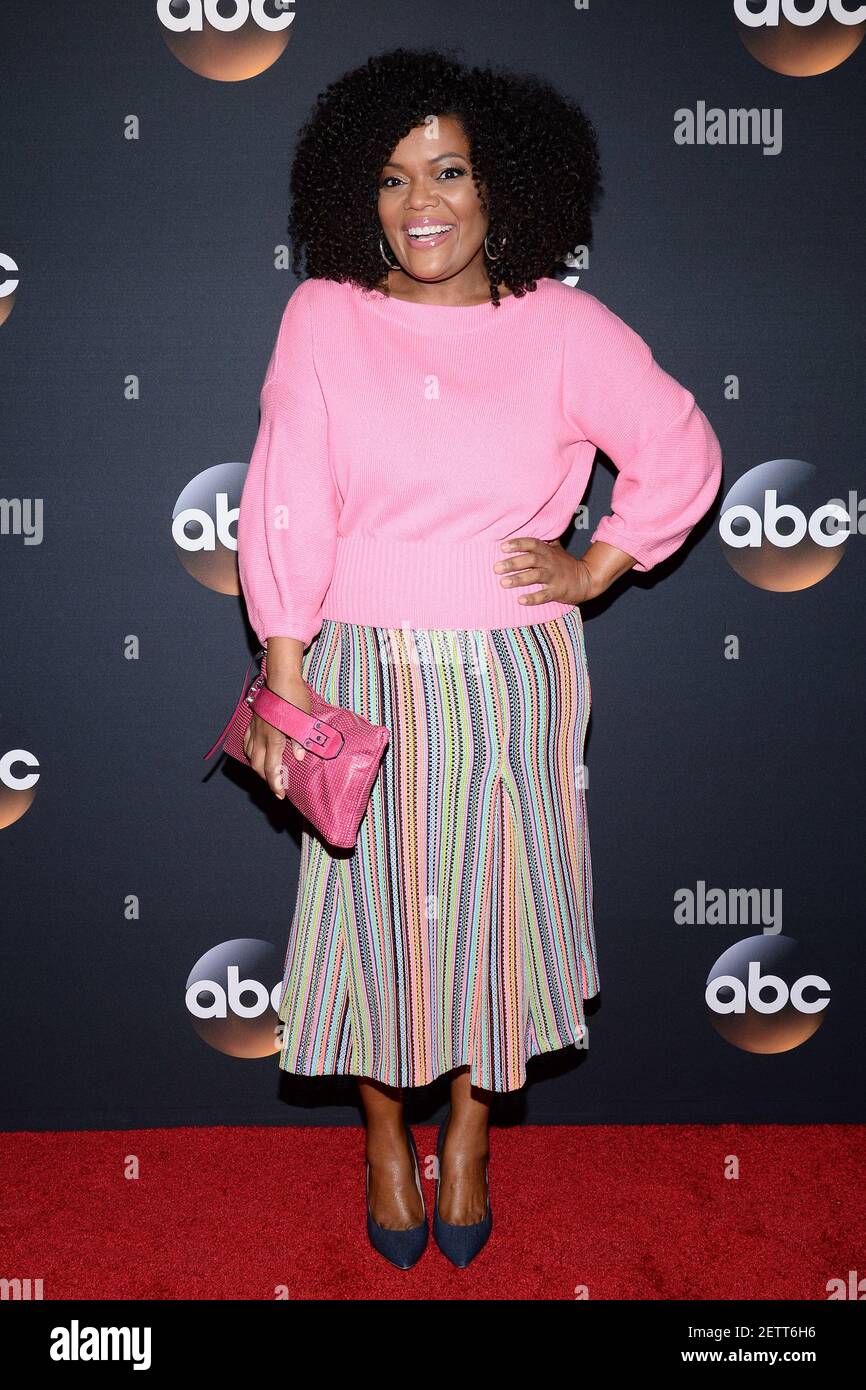Yvette Nicole Brown attends the 2017 ABC Upfront at LIncoln Center in ...