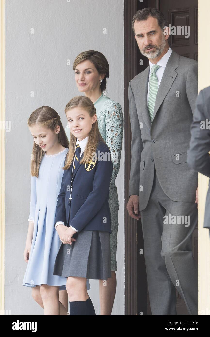 Queen Letizia, Princess Sofia, Princess Leonor and King Felipe VI ...
