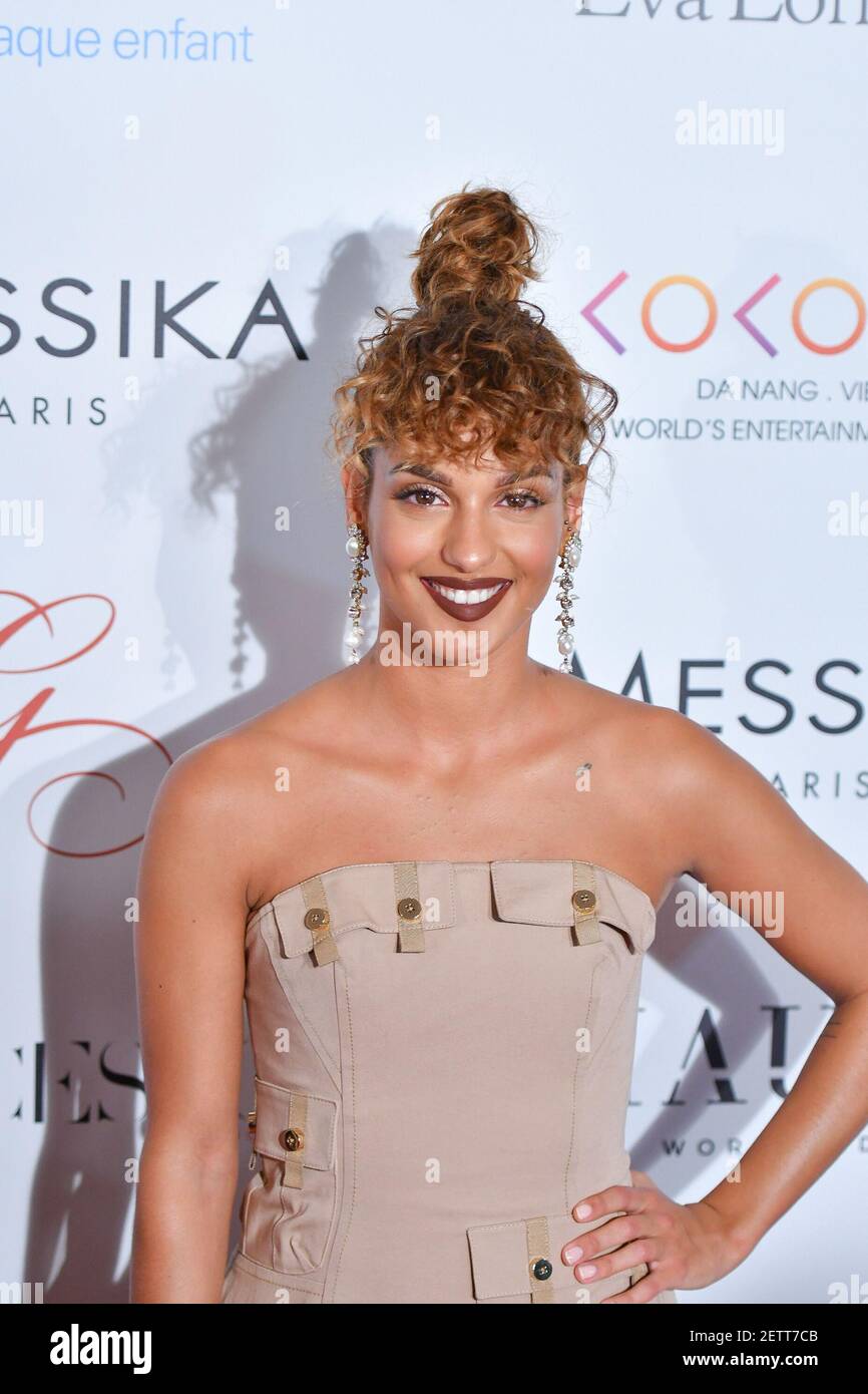 Tal - Photocall des celebrites a la 8eme Edition du Global Gift Gala au ...