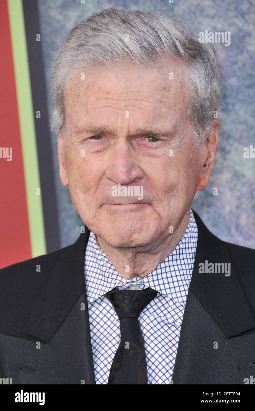 Don Murray arrives at Showtime's "Twin Peaks" Premiere held at the Ace ...