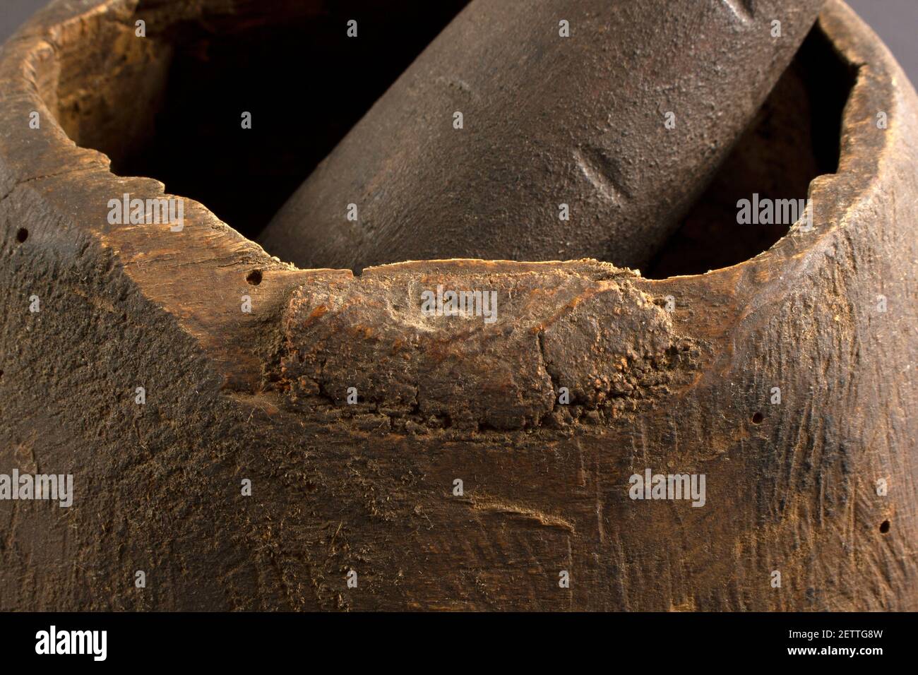 Kitchen Utensils: Wooden Mortar and Pestle Stock Photo - Alamy