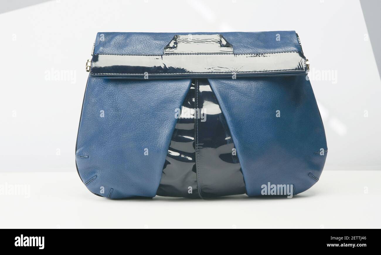 Woman glamor handbag hi-res stock photography and images - Alamy