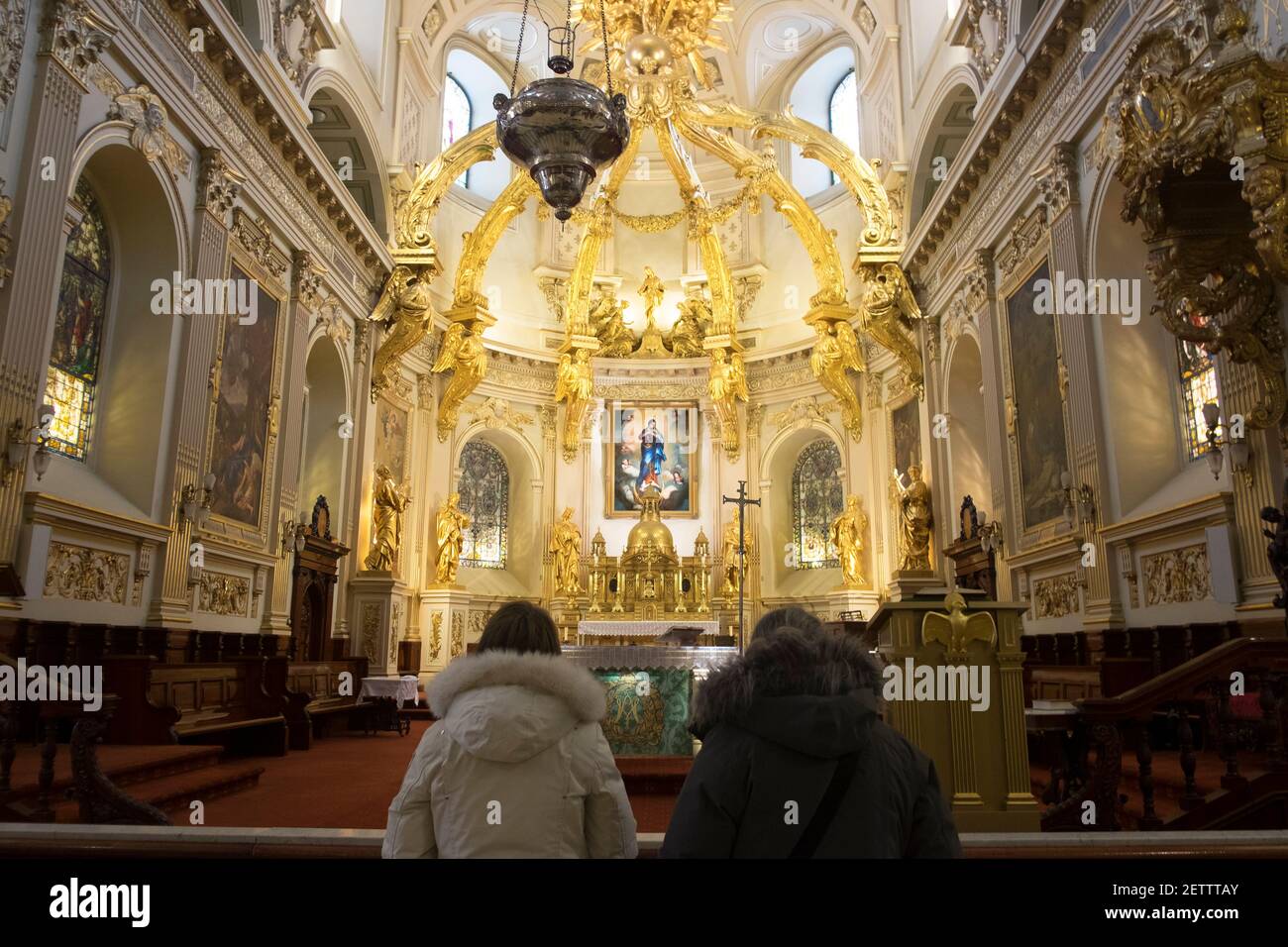 The ornate interior of the historic Cathedral-Basilica of Notre-Dame de ...