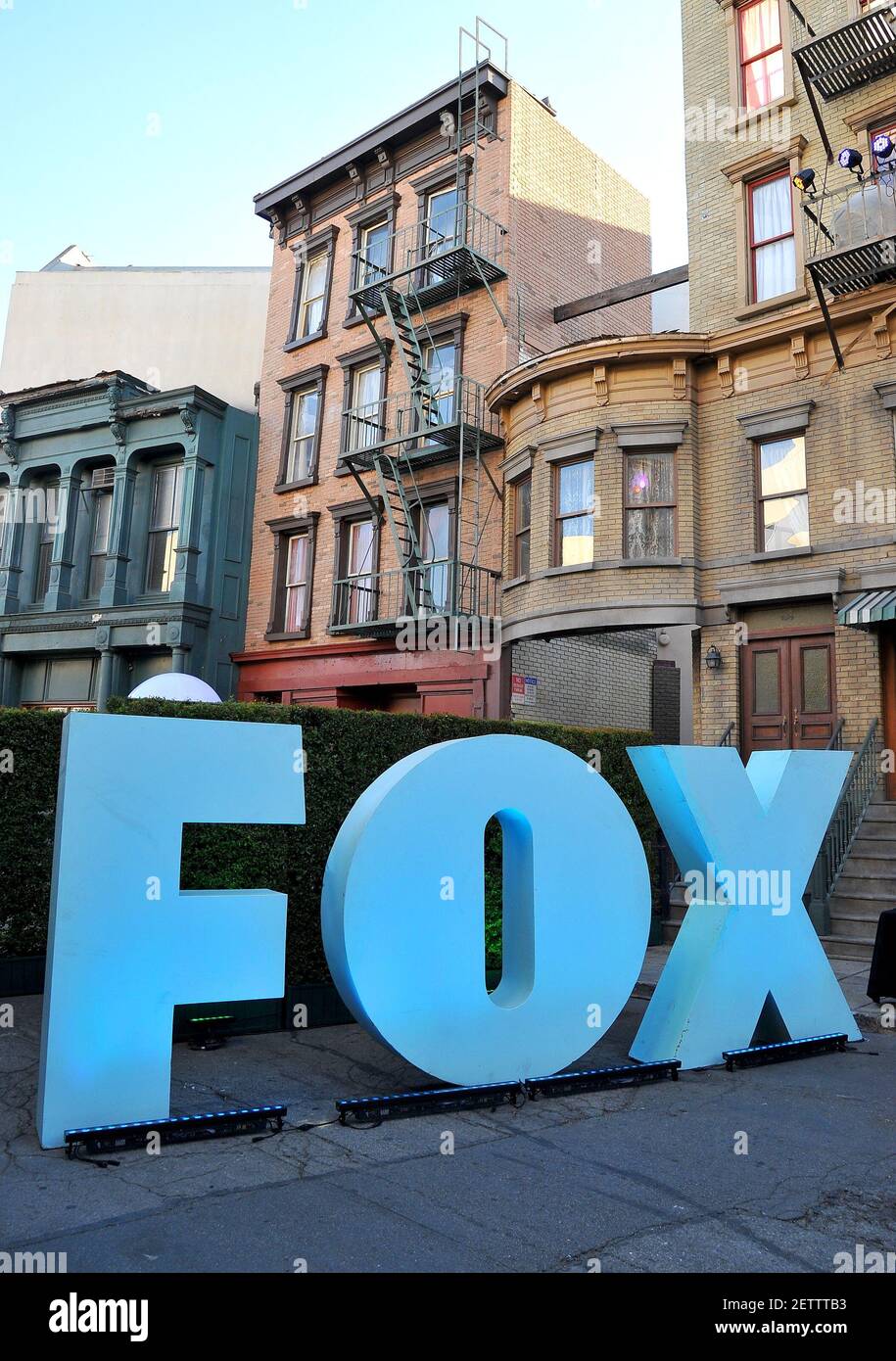 LOS ANGELES, CA - MAY 25: Behind the scenes at the Twentieth Century ...