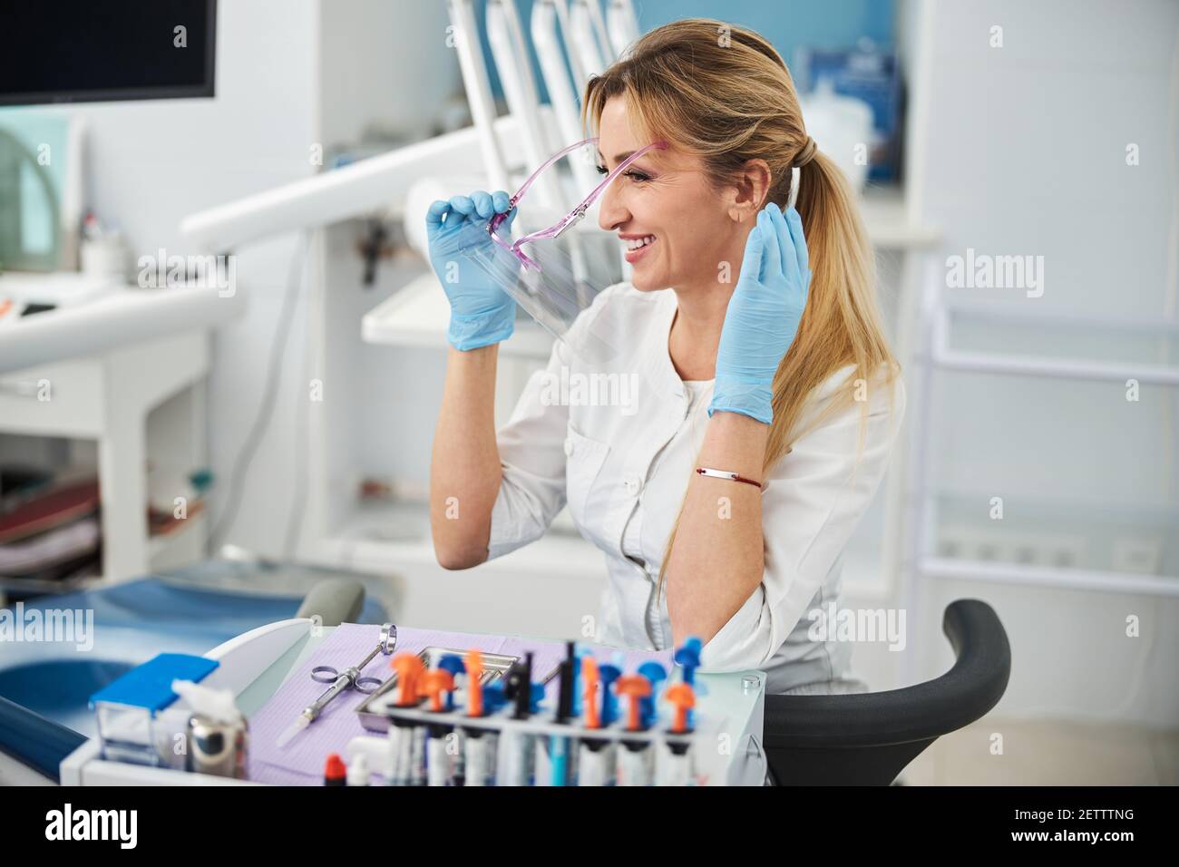 Plastic face shield hi-res stock photography and images - Alamy