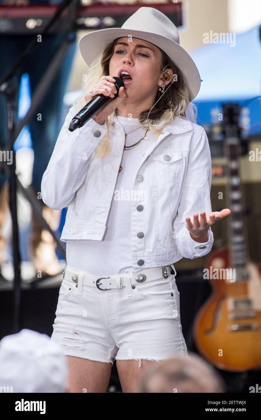 Miley Cyrus performs live on NBC's 'Today' at Rockefeller Plaza in New ...