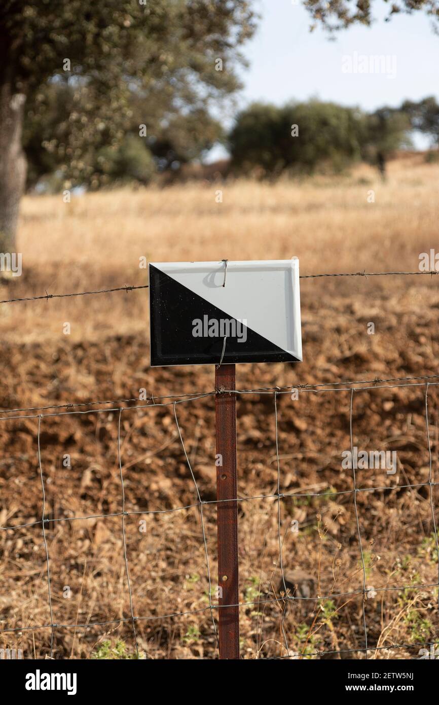 Road ground signs hi-res stock photography and images - Alamy