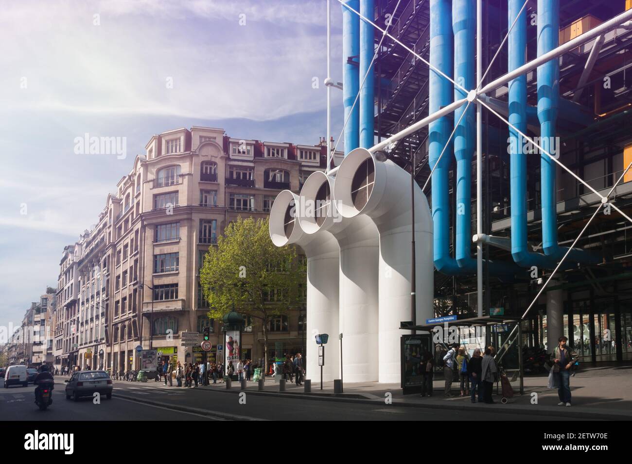 Georges pompidou national center art hi-res stock photography and ...