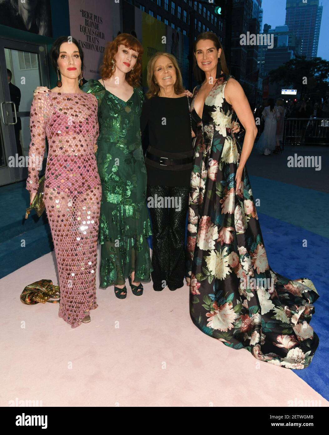 Sarah Sophie Flicker, Karen Elson, Gloria Steinem, Brooke Shields at ...