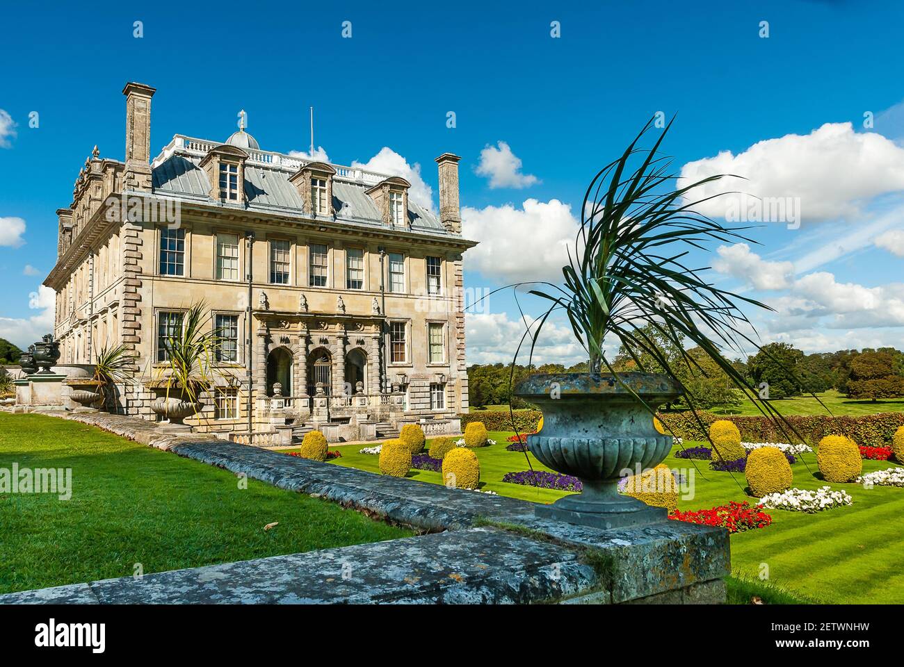 Kingston lacy gardens hi-res stock photography and images - Alamy