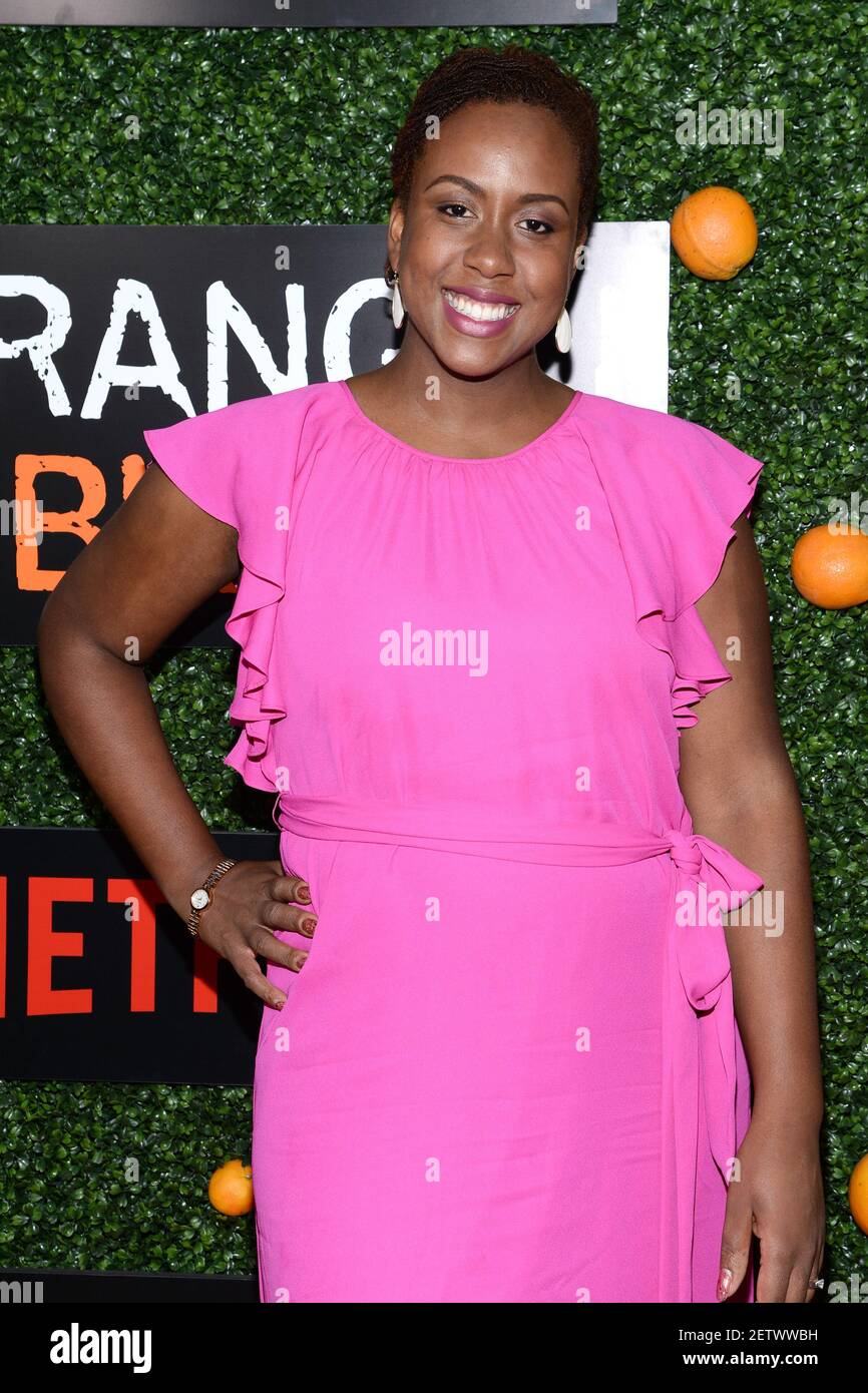 Actress Amanda Stephen attends the 'Orange Is The New Black' Season ...