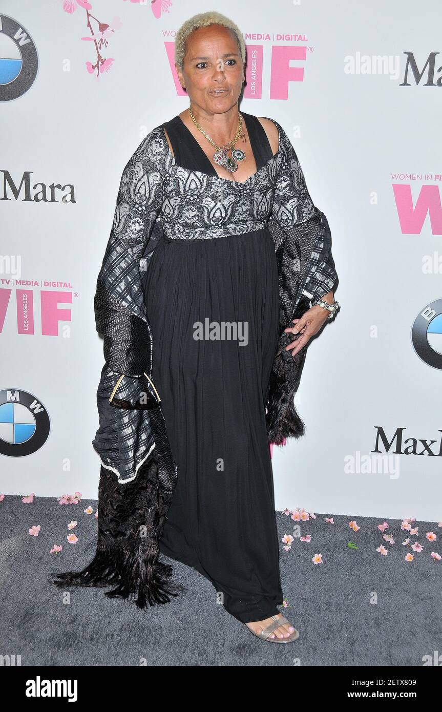 Shari Belafonte arrives at the Women In Film 2017 Crystal + Lucy Awards ...