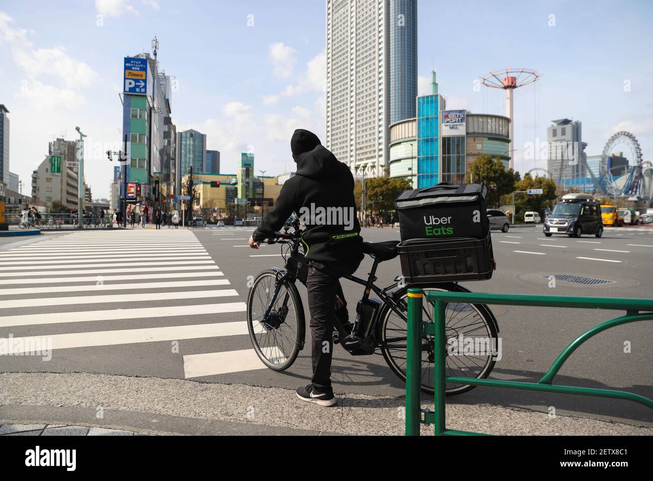 Ubereats japan hi-res stock photography and images - Alamy